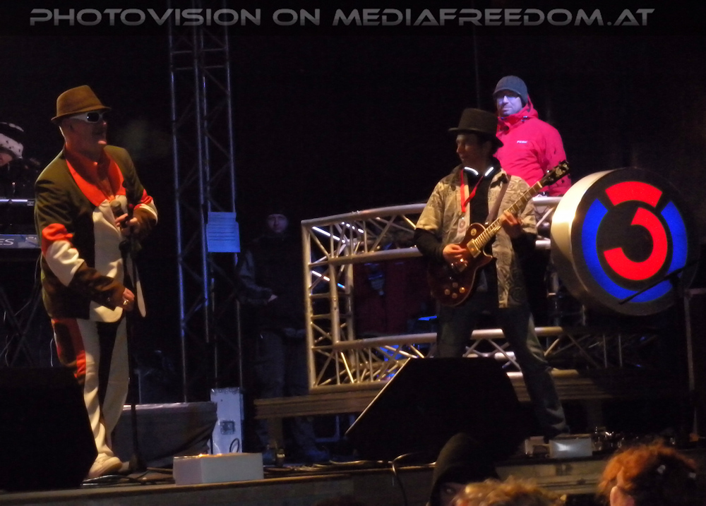 Get up - Silvesterpfad - Wien (Tha Family - Concert)