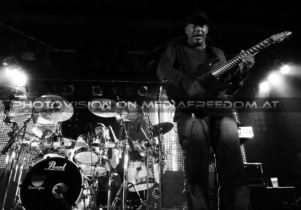 Clinophobia - Tour Pix 11 - Planet Music (Devils Slingshot - Concert)