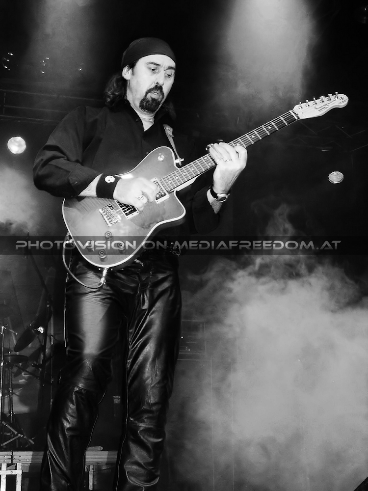 M3 live - Tour Pix 21 - Donauinselfest (Classic Whitesnake - Concert)