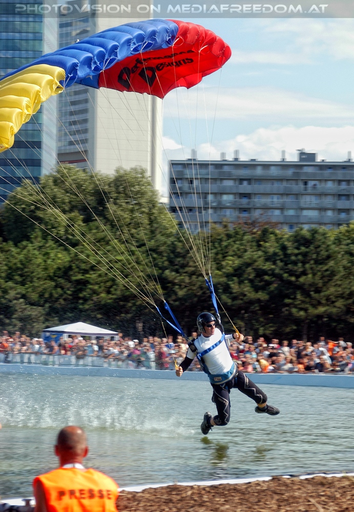 Paragleiter 15 - Donaupark (Skyday Vienna)